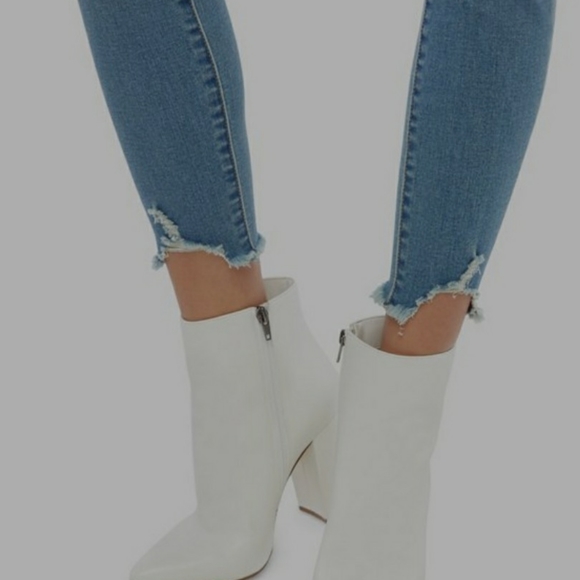 JustFab | Jeans | Ultra Stretch Skinny Jeans | Poshmark